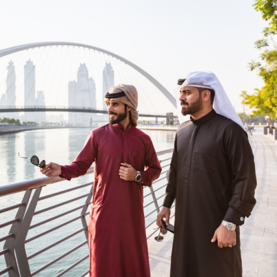Top 10 Emirati Clothing Brands In UAE | Emirati Clothing Brands